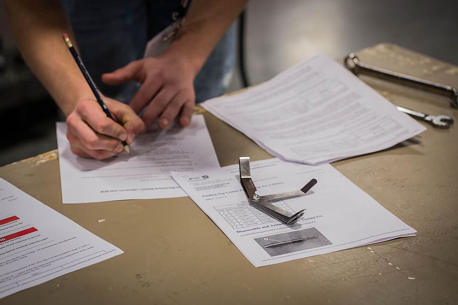 Past Year Question Papers Help in Preparation for School Students