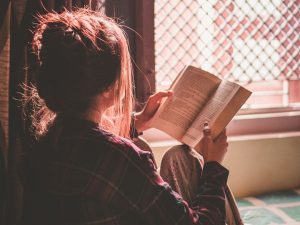 Why Should You Read And How Can You Make A Habit Of It?